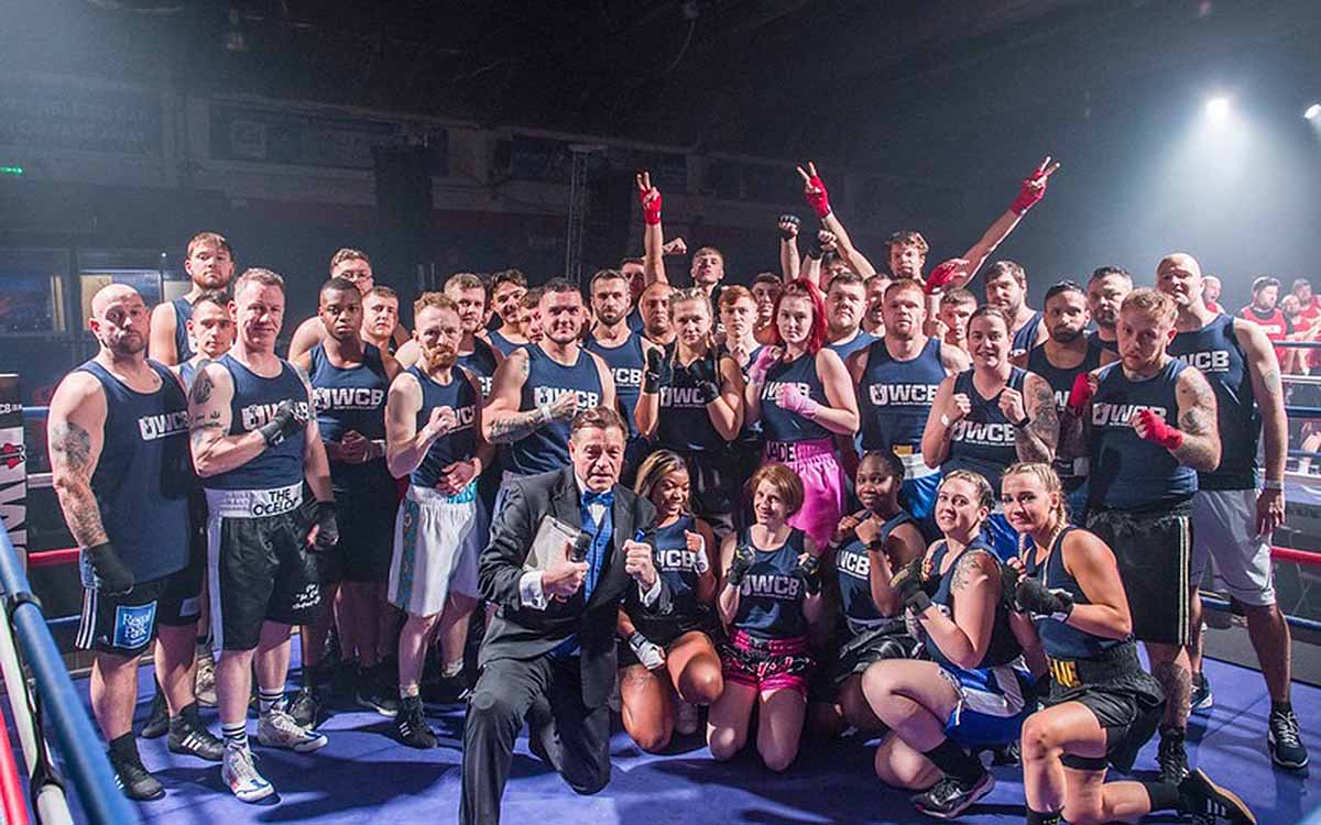 ultra-whilte-collar-boxing-hero-1200pxc – Boxing Futures